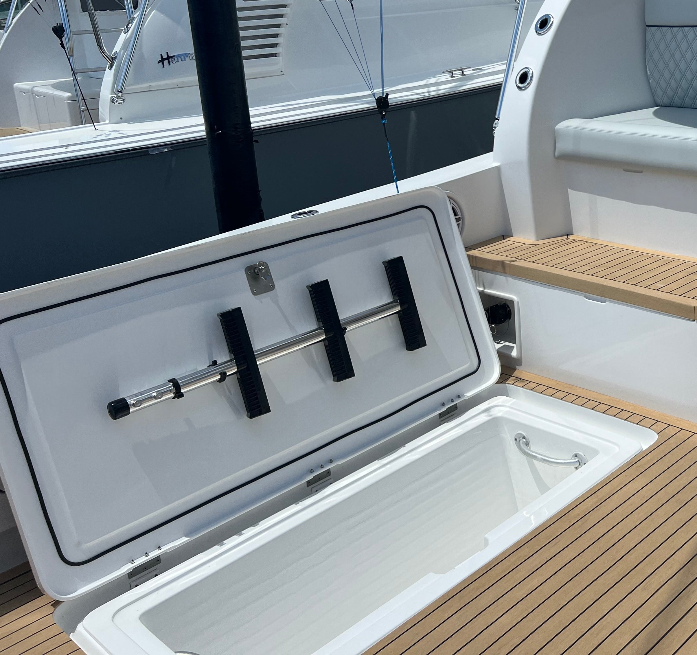 Armstrong Marine Ladders - Armstrong Nautical